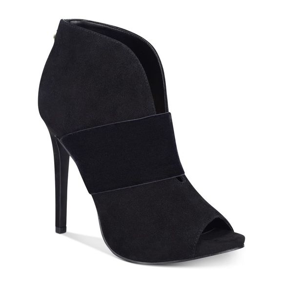 Guess | Shoes | Guess Womens Black Plunging Vnotch Vamp Logo Addon ...